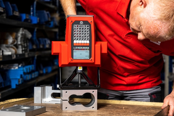 Dot peen marking gun E-MARK XL, light cordless portable engraver