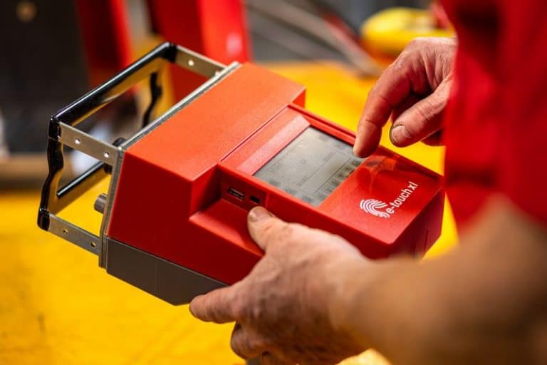 Workshop marking station, portable laser engraver for industrial workshop