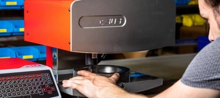 Workshop marking station, portable laser engraver for industrial workshop